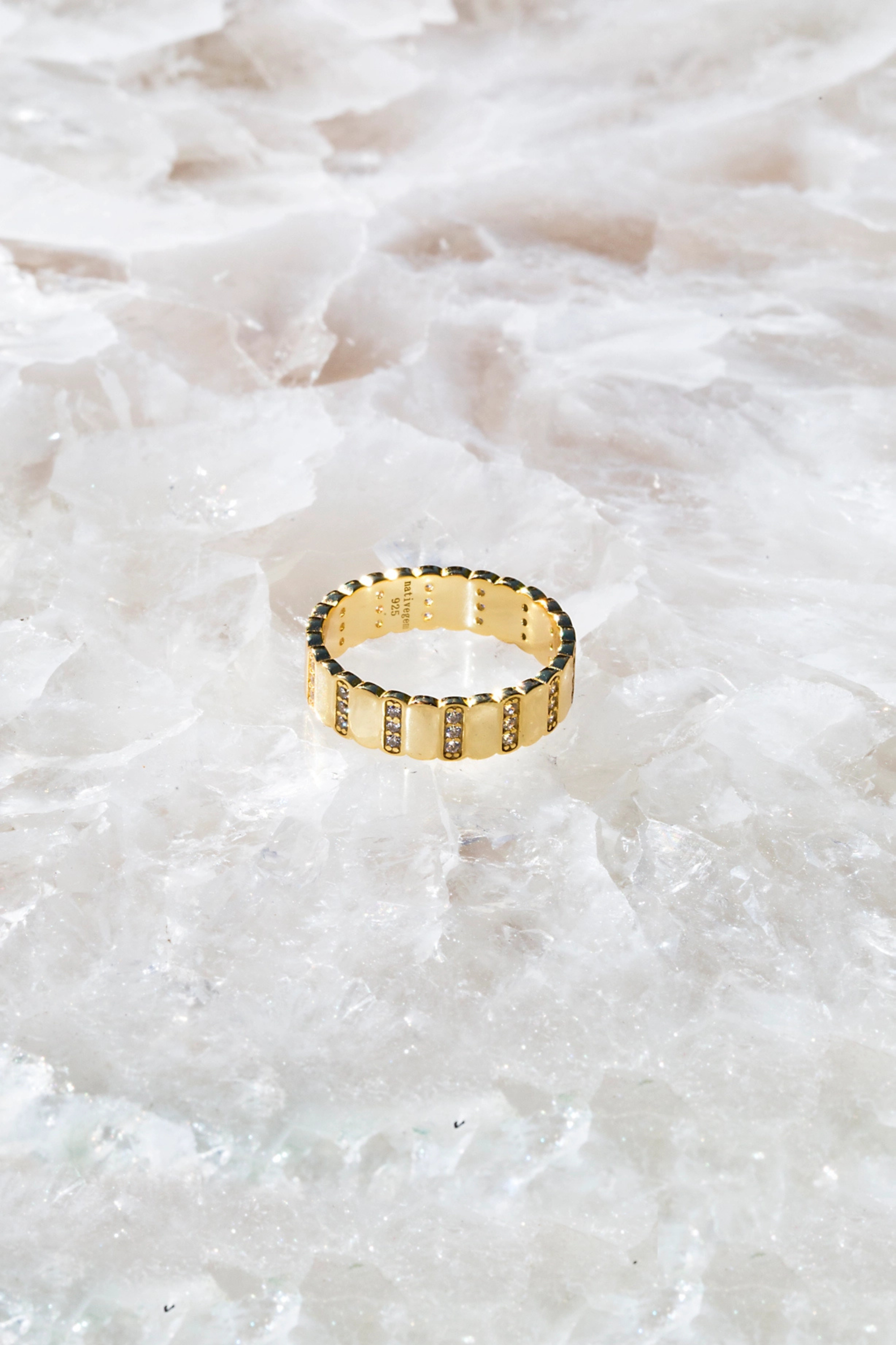 Geometric Flash Ring – Vixen Collection